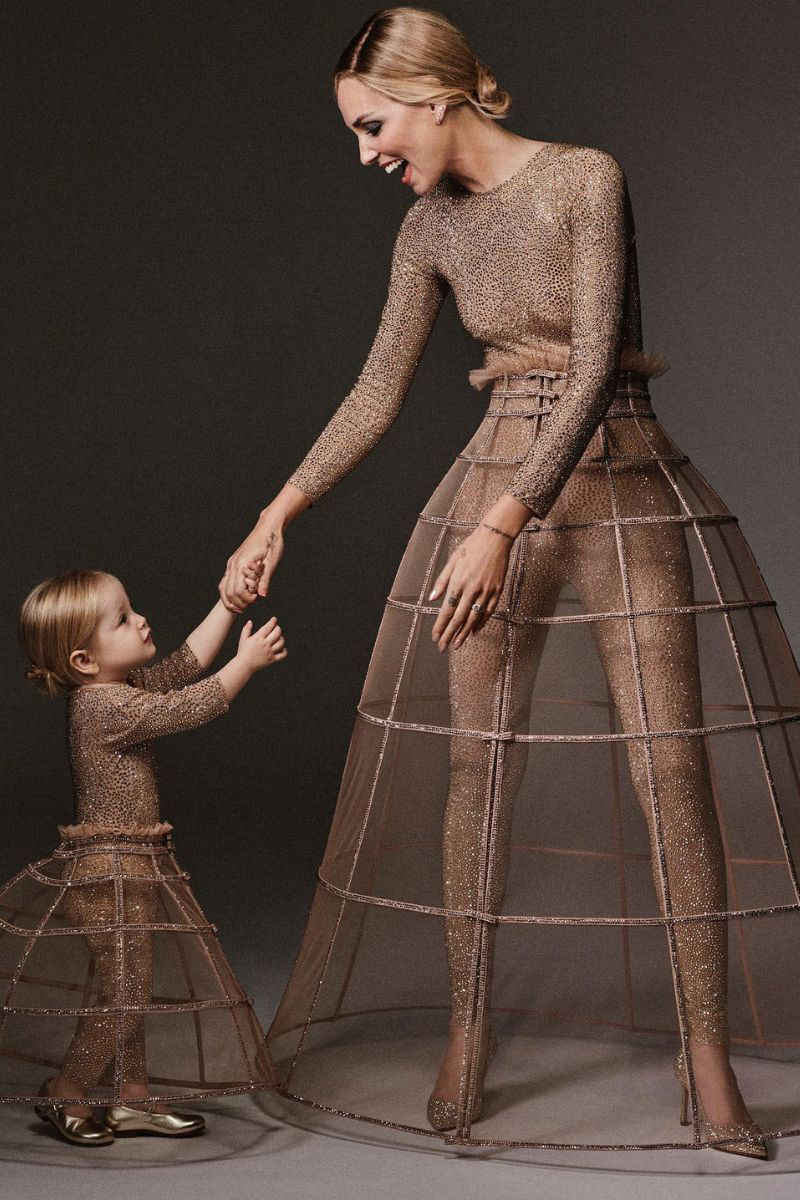 Sanremo 2023: Chiara Ferragni in Dior incanta tutti | Pourfemme