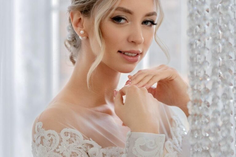 Trucco labbra sposa: consigli e quale scegliere | Pourfemme